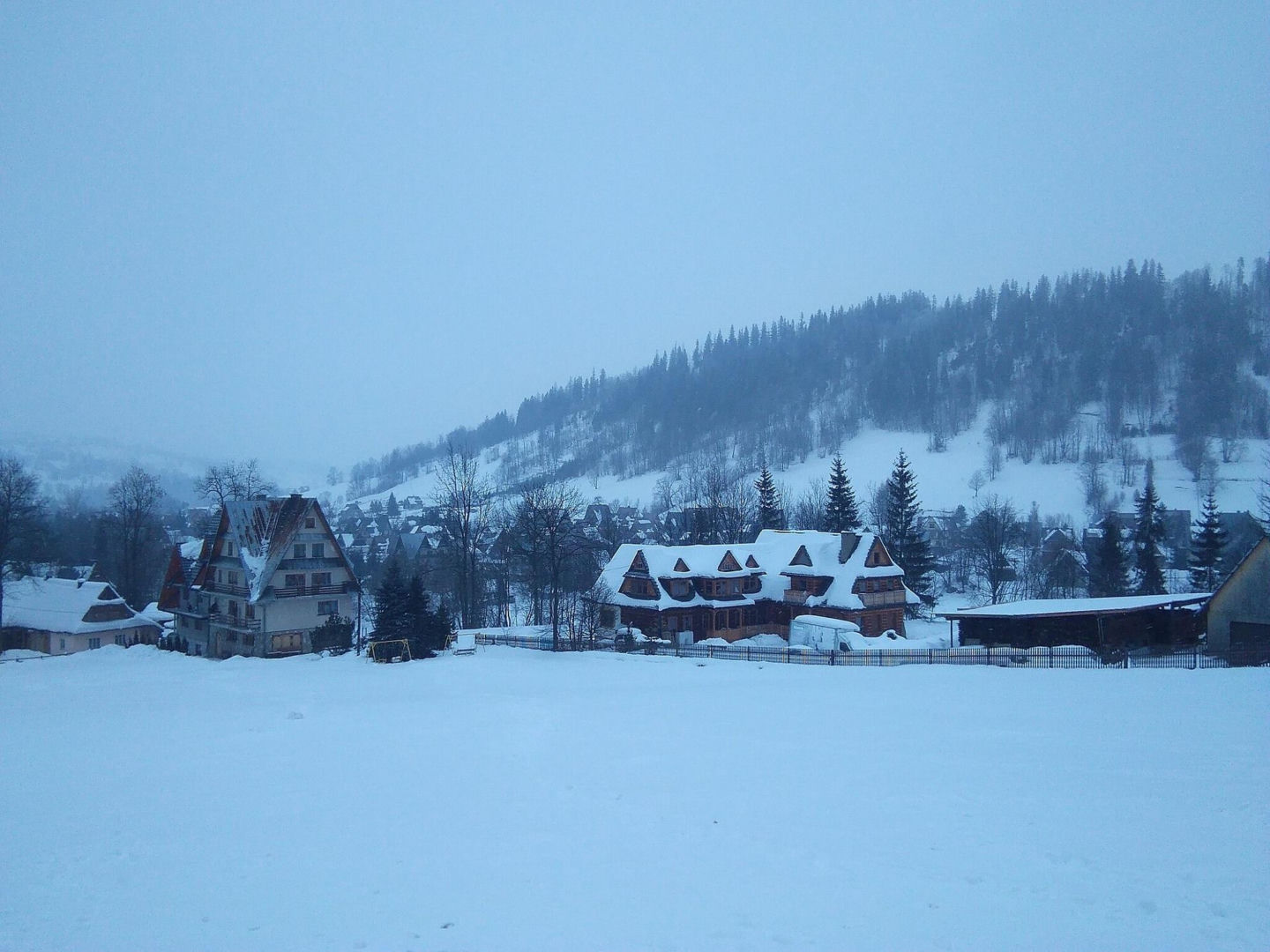 Poronin. To jedna z najpiękniejszych wsi w Małopolsce. Kiedyś była ...