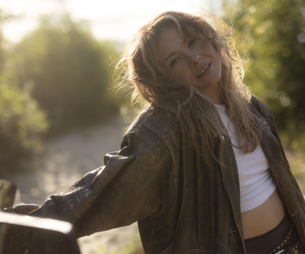 70 milionów odsłon, złote płyty… a teraz Ania Karwan wraca z piosenką ...