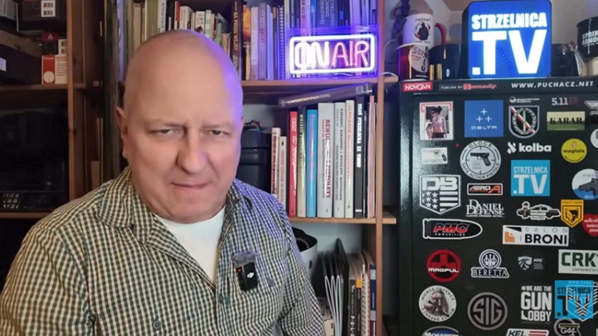 Takiego katowania pistoletu jeszcze nie było. Co wytrzymał Daniel ...