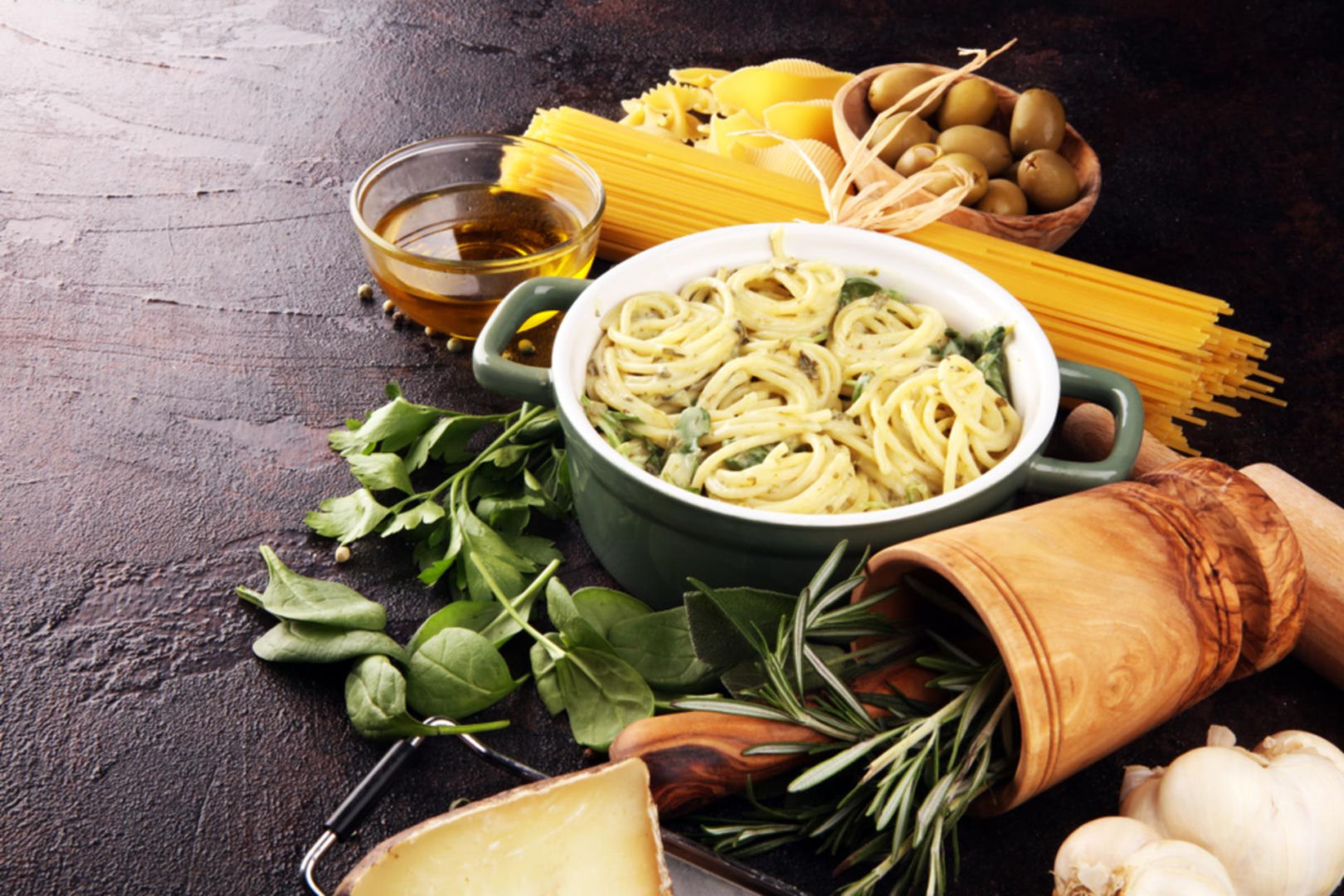 Kremowy sos, który uzależnia. Makaron z gorgonzolą w roli głównej - Beszamel.pl