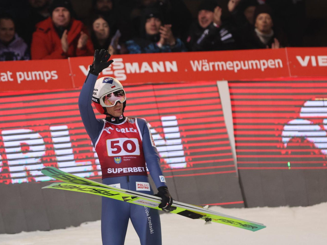 Kamil Stoch pożegnał się ze skocznią Adama Małysza. "Mały krok do ...