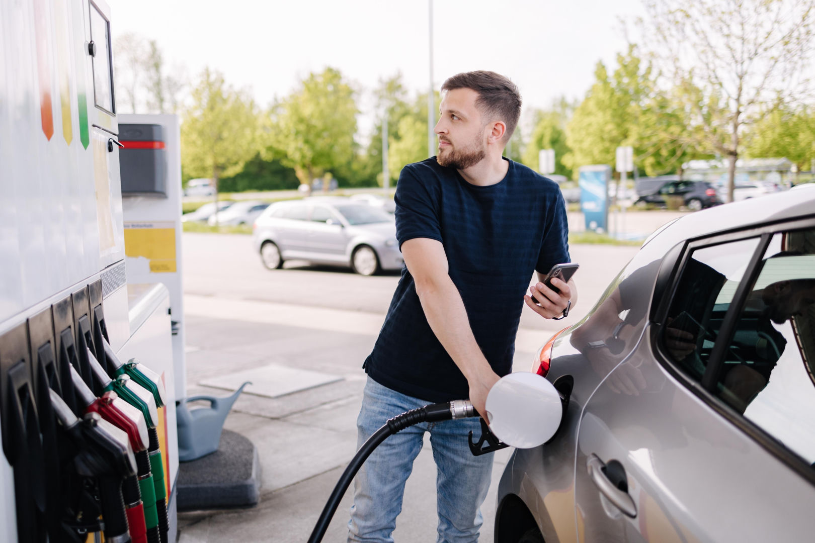 Diesel znów powyżej 7 zł/l! Od środy 20 maja ceny paliw ostro w górę ...