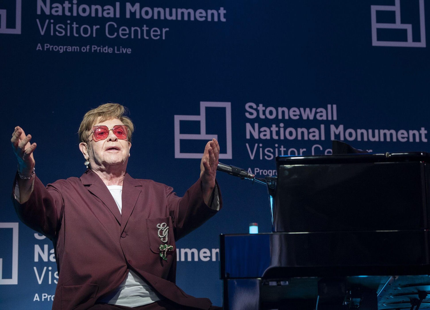 Elton John nagrał kolejny album! "Jest inny od wszystkiego, co do tej ...